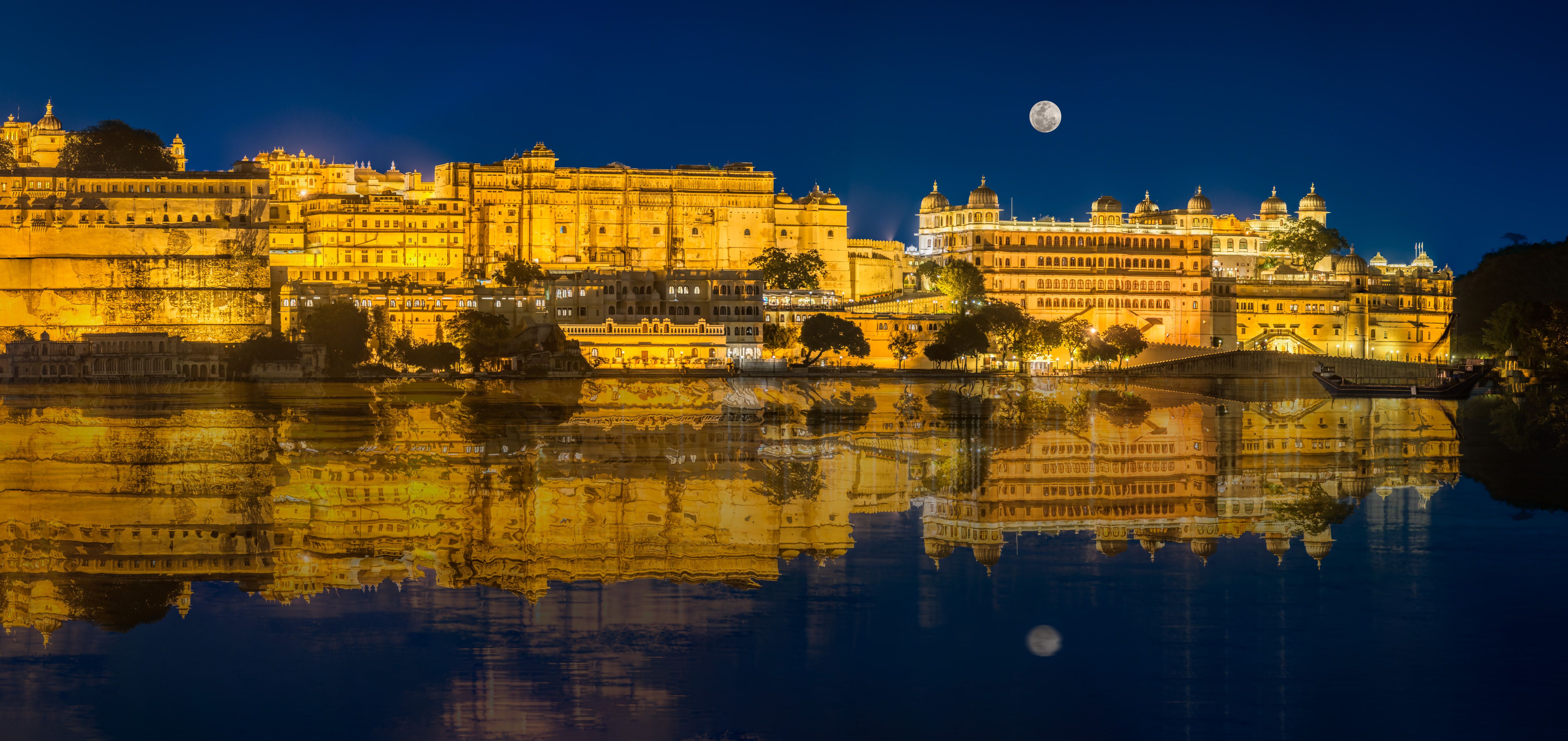 Architecture Masterprize Winner Panorama Of City Palace Udaipur At